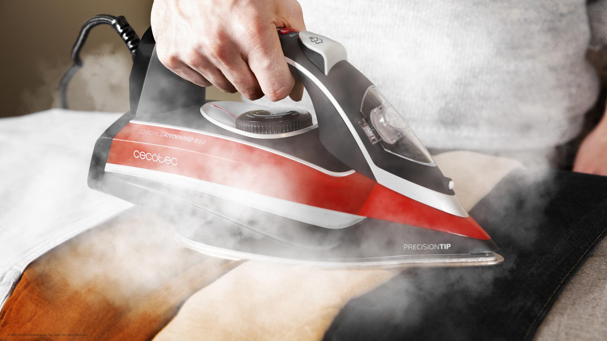 3D ForceAnodized 850 i-Pump Plancha de vapor para ropa Cecotec